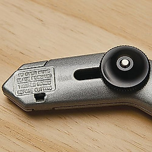 Stanley 10-525 6-1/2-Inch Retractable Carpet Knife