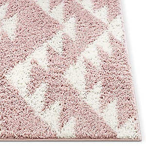 Well Woven Tribal Diamond Medallion Blush Pink Soft Shag Area Rug 5x7 (5'3"x7'3")