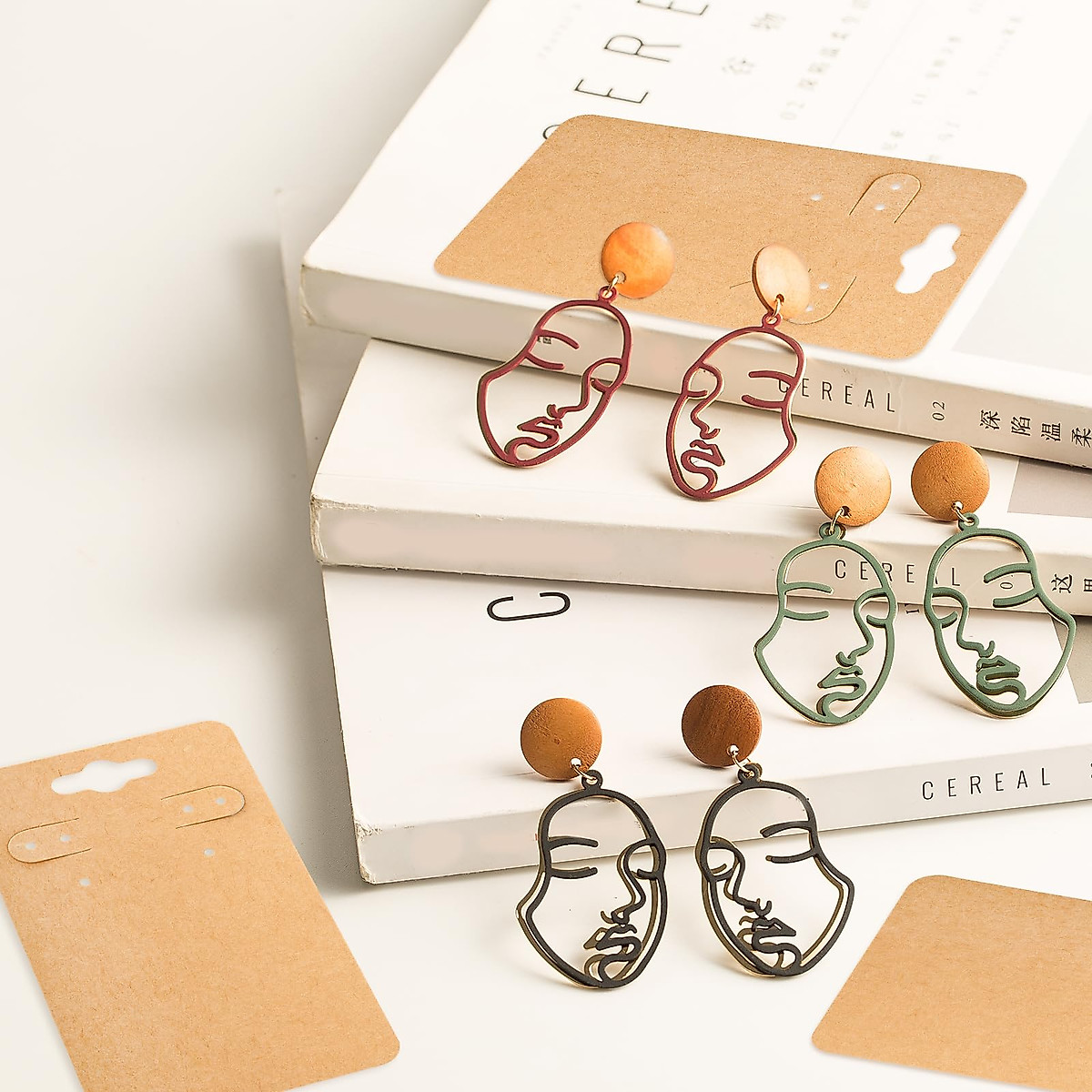 Anwyll Earring Cards, Earring Display Cards for Selling, 3.5 x 2 Inch Kraft Earring Holder Cards, 100 Pcs Kraft Hanging Earring Cards, Jewelry Display Cards for Packaging Display, DIY Crafts Business