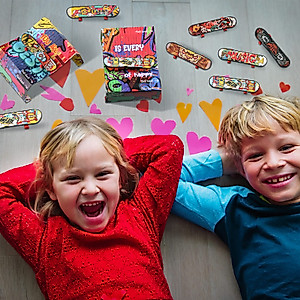 36 Pcs Finger Skateboards with Greeting Cards for Valentines Day Set, Finger Board Assorted Mini Skateboards Valentine Classroom Exchange Cards Valentine Party Favor for Valentine's Day Prizes Gift