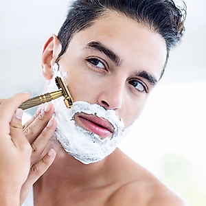 Yintal Double Edge Safety Razors,Classic Men Shaving Butterfly Open Razor - Bronze Long Handle Women Razors With 5 Blades,Reusable Metal Brass Manual Shaver Close Comb