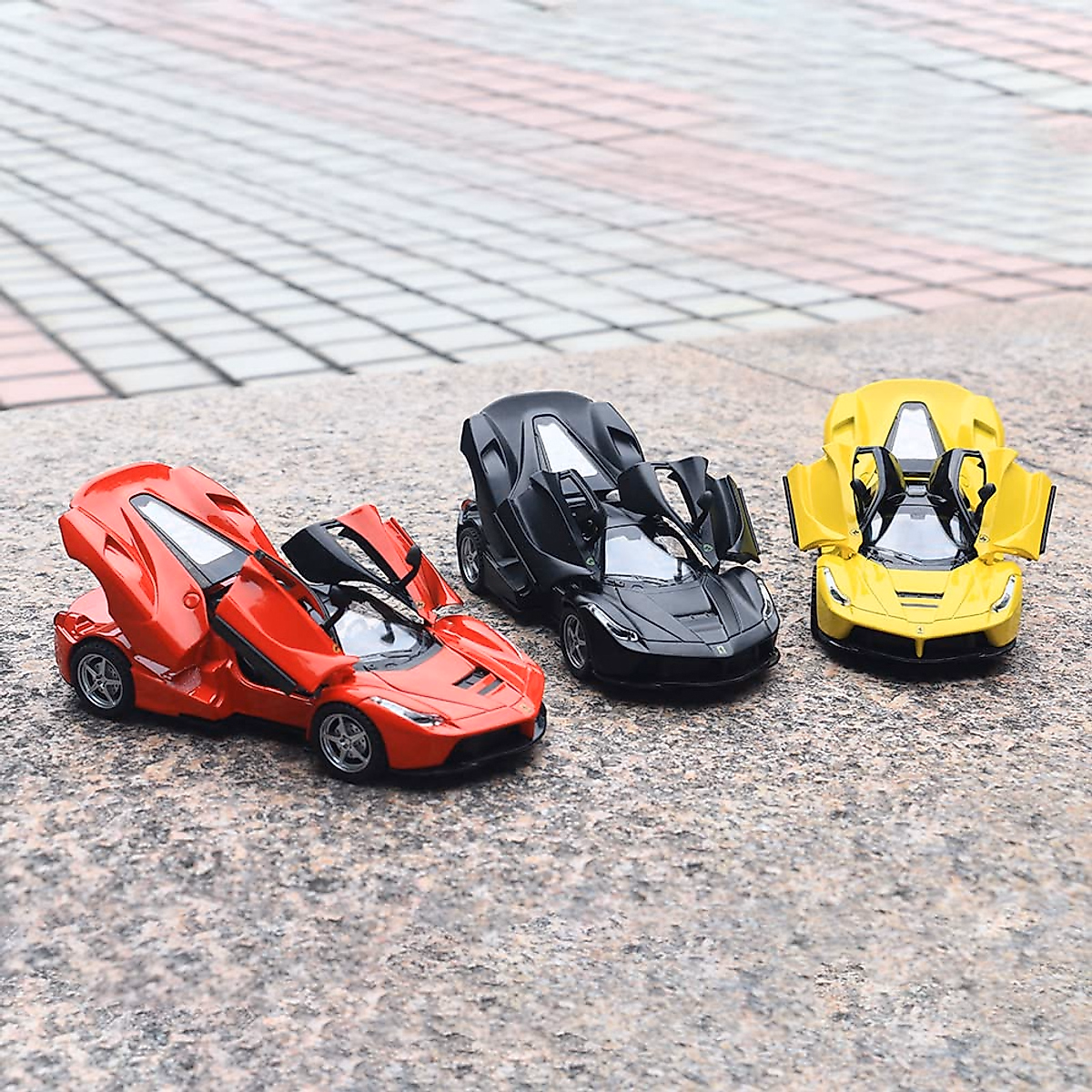 Diecast Toy Car Ferrari Sports Model Car,Zinc Alloy Simulation Casting LaFerrari Pull Back Vehicles,1:32 Scale Supercar Toys with Lights and Sound for Toddlers Kids Children Boys Girls Gift (Red)