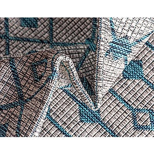 Unique Loom Outdoor Trellis Collection Area Rug - Tribal Trellis (7' 1" x 10' Rectangle, Light Blue/ Ivory)