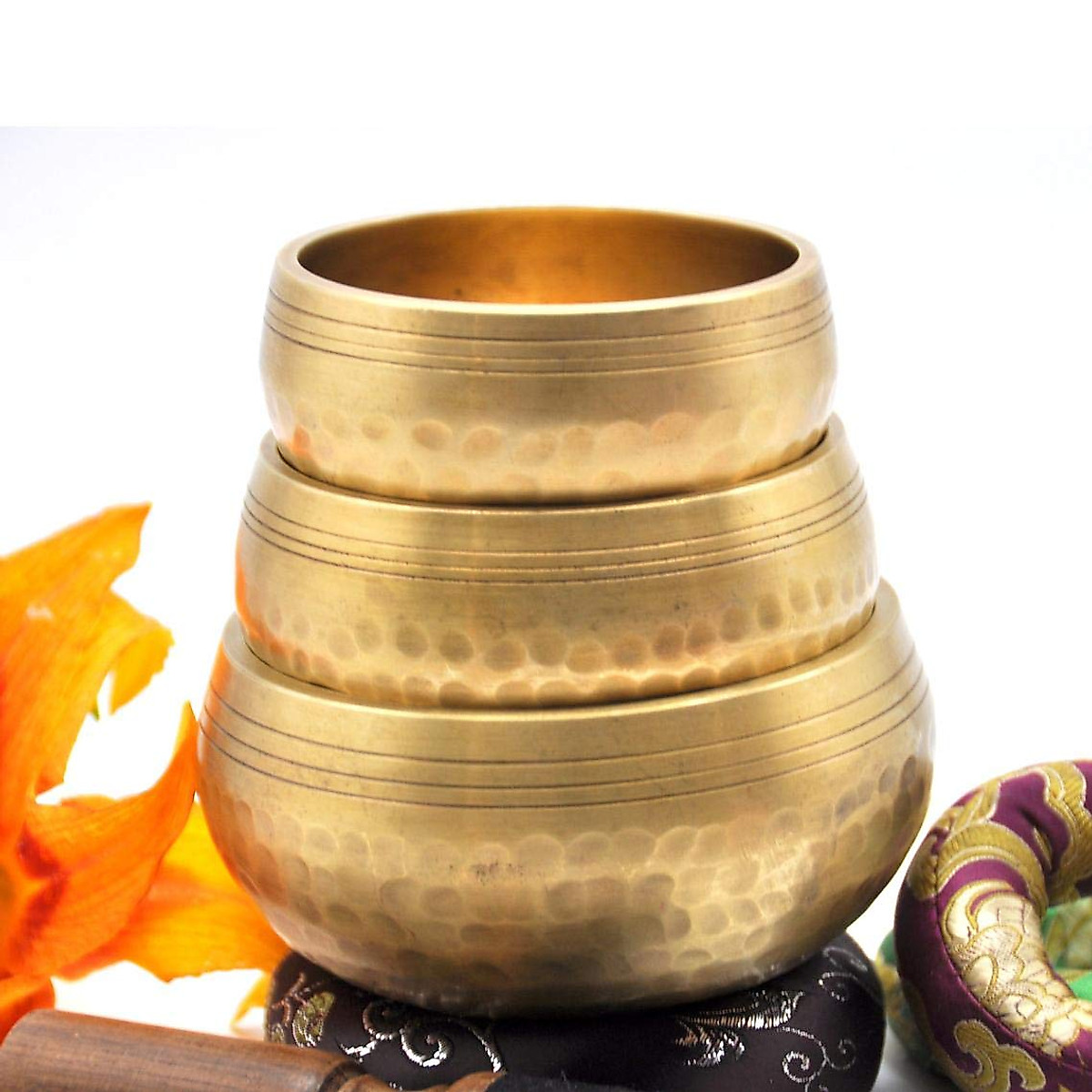 Singing Bowl Nepal- Hand Beaten singing bowl set of 3- 3 Hand made singing bowl set-Singing bowl for Meditation and Healing-Chakra Healing singing bowl set