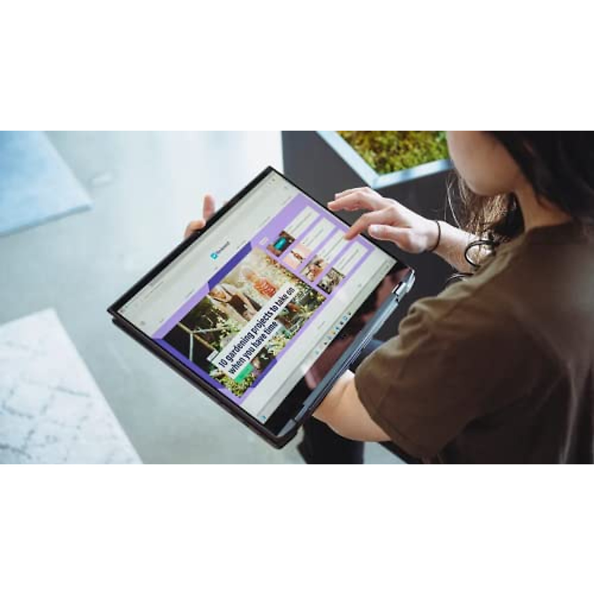 MSI Summit E16 Flip 16” QHD+ 120Hz Touchscreen 2-in-1 Business Laptop (Intel i7-1195G7, 16GB RAM, 2TB PCIe SSD) Long-Battery Life, Backlit, Killer WiFi 6E, Thunderbolt 4, Fingerprint, Win 11 Pro