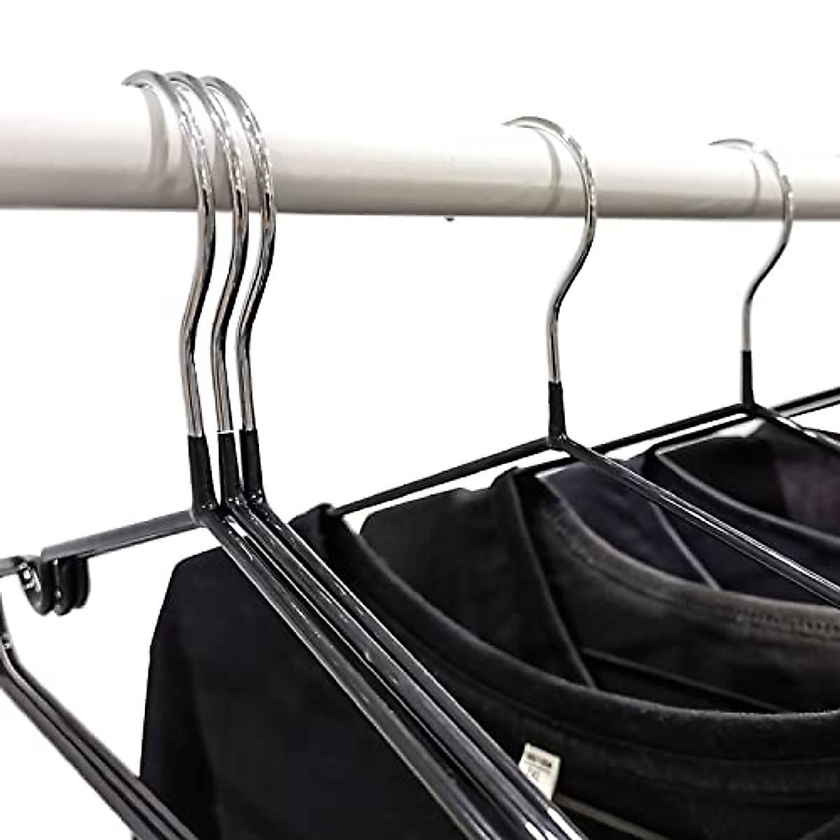GXLQIJU Clothing Hangers Non-Slip Durable Metal Hanger with Rubber Coating Space-Saving Slim Standard Clothes Hangers for Shirt Skirt Coat (Black, 32pack)