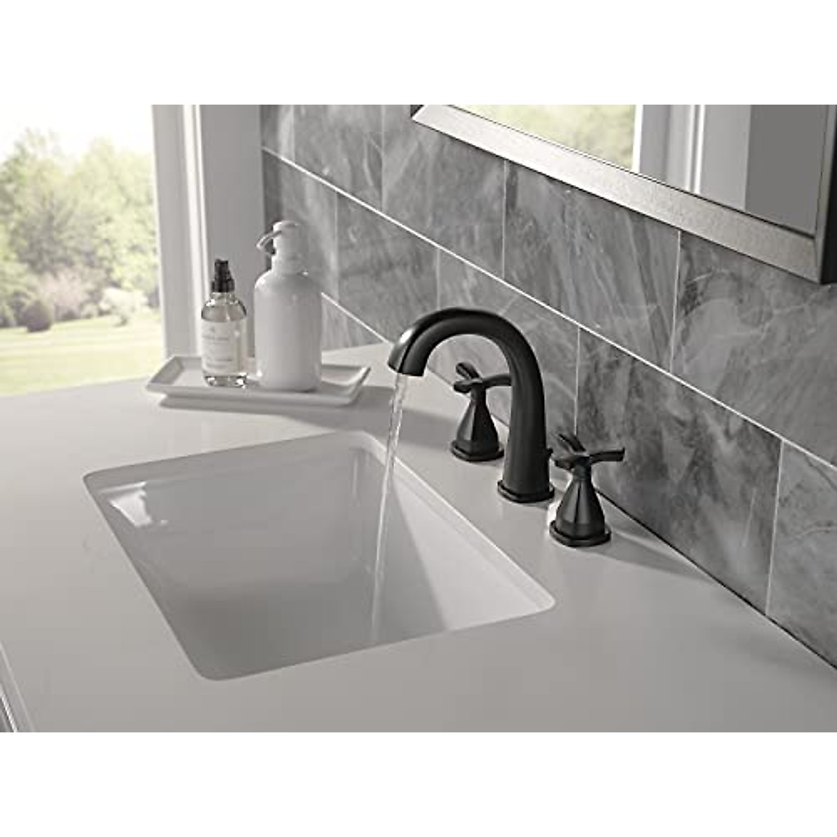 Delta Faucet Stryke Widespread Bathroom Faucet 3 Hole, Matte Black Bathroom Faucet Black, Bathroom Sink Faucet, DIAMOND Seal Technology, Metal Drain Assembly, Matte Black 357756-BLMPU-DST