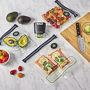 FoodSaver® Reusable Gallon Vacuum Zipper Bags, for Use with FoodSaver Handheld Vacuum Sealers, 8 Count