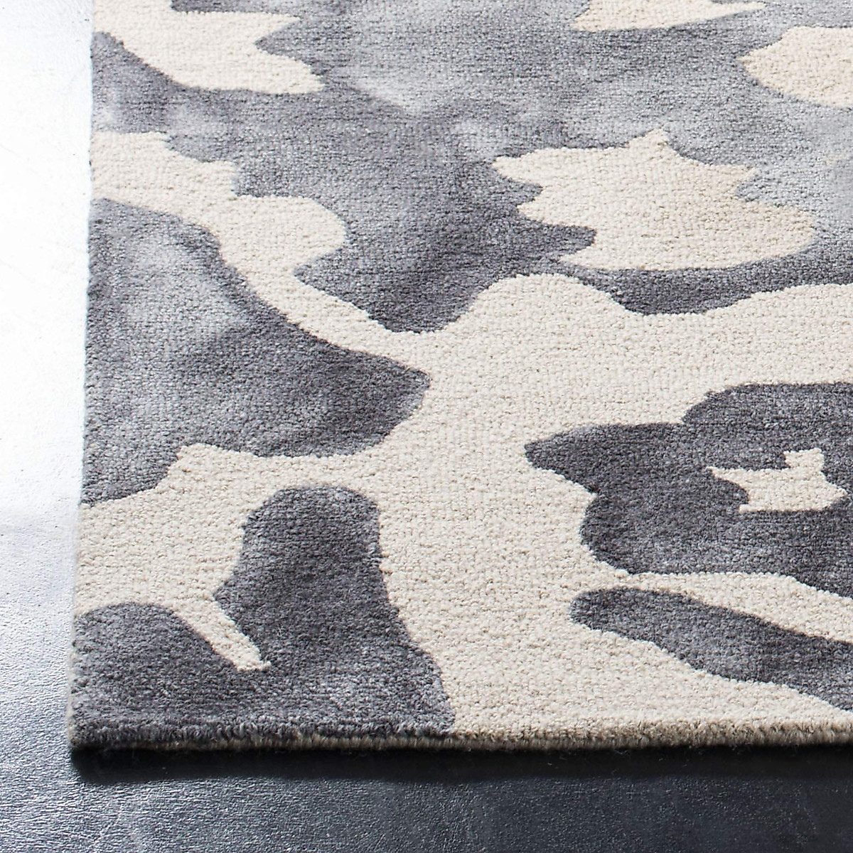 SAFAVIEH Dip Dye Collection 8' x 10' Beige / Charcoal DDY517E Handmade Modern Abstract Premium Wool Area Rug