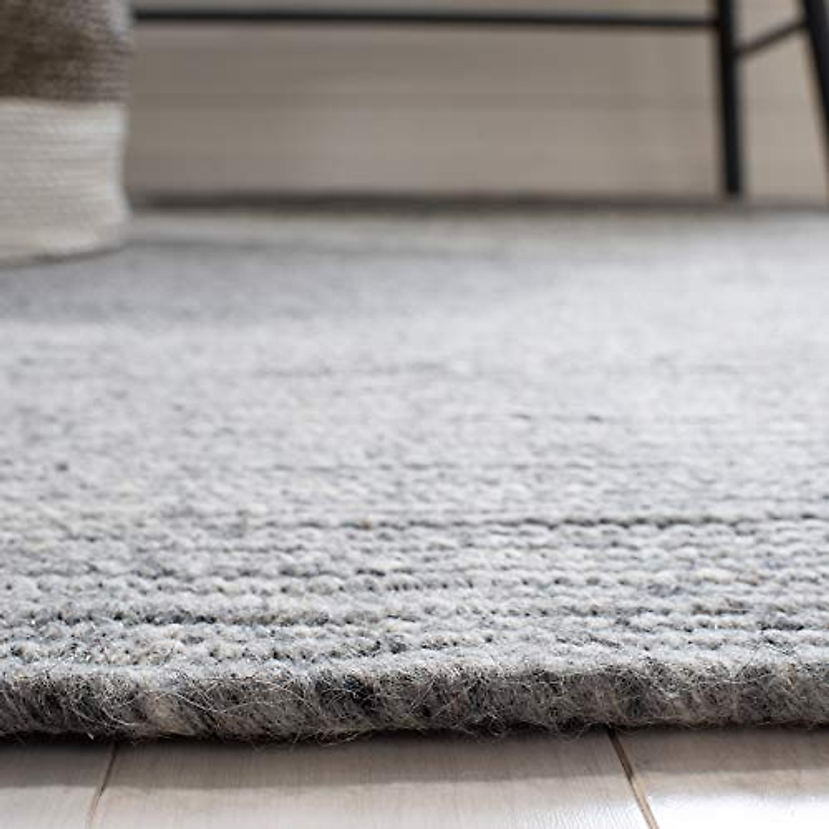 SAFAVIEH Braided Collection 4' x 6' Oval Grey BRD901F Handmade Country Cottage Reversible Wool Entryway Foyer Living Room Bedroom Kitchen Area Rug