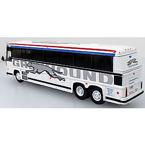 MCI MC9 Coach Diecast Bus Greyhound Lines 1:87-HO Scale Iconic Replicas New in The Box, Green