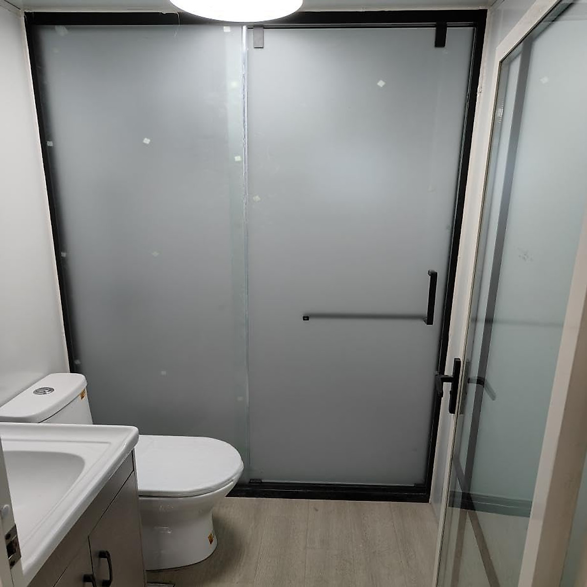 Kozay Tiny Homes 40FT Tiny House to Live with 3 Bedroom,1 Full Equiped Bathroom and Kitchen,Prefabricated Container House for Adults Living,Foldable Mobile Home Shipping Guaranteed