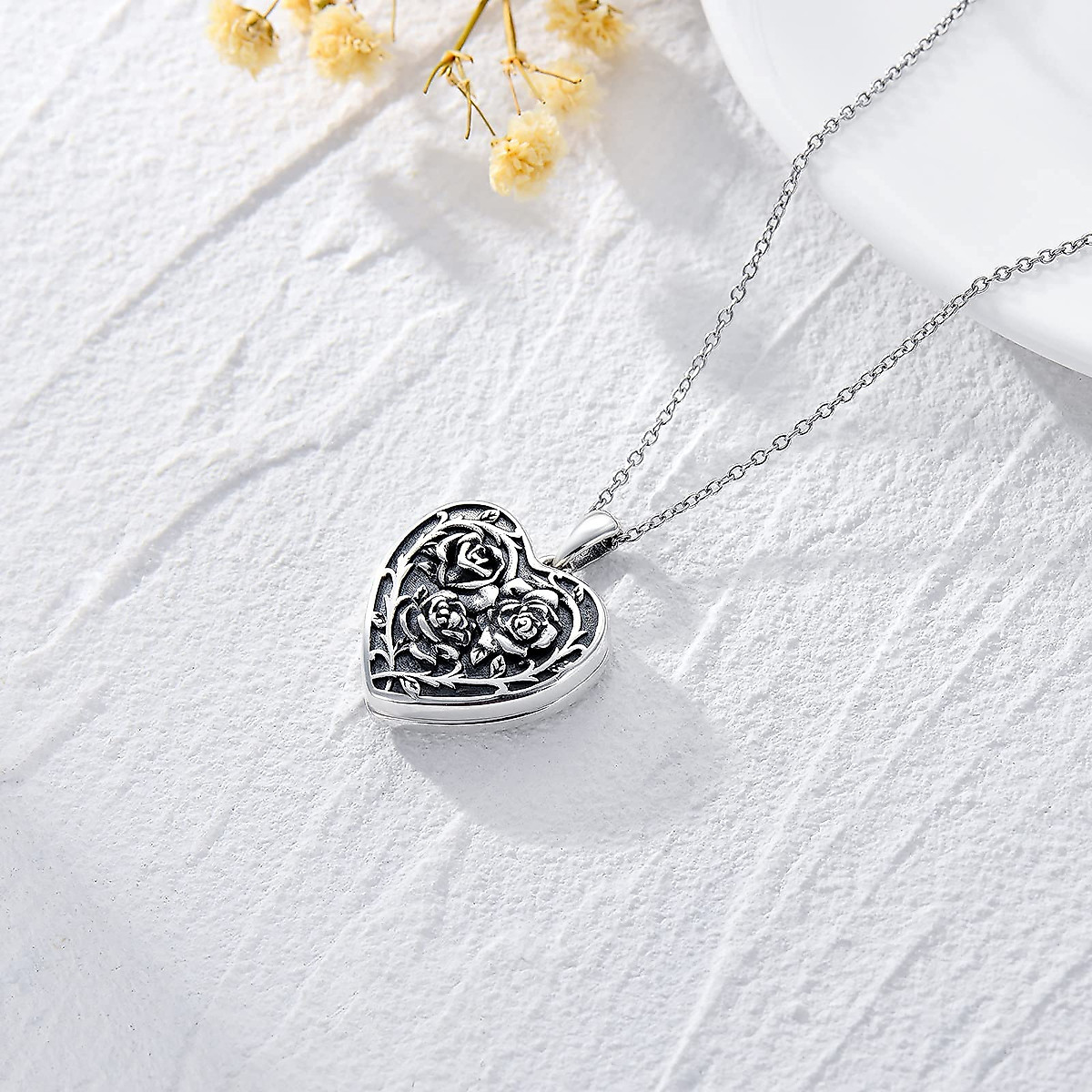 Dorunmo Rose Heart Locket Necklace that Hold 2 Photos 925 Sterling Silver Personalized Customized Rose Picture Locket Pendant Heart Locket Necklace for Women Mom