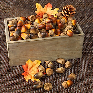 Cllayees 120 PCS Artificial Acorns, Fake Natural Acorns Decoration Thanksgiving Lifelike Simulation Christmas Ornaments Decor for Home Autumn Winter Decorations