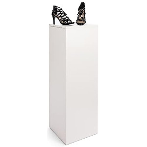 Displays2go, Rectangular Museum Display Cube, Laminated Particle Board & Melamine Construction – White Finish (WDCUBEWHT4)