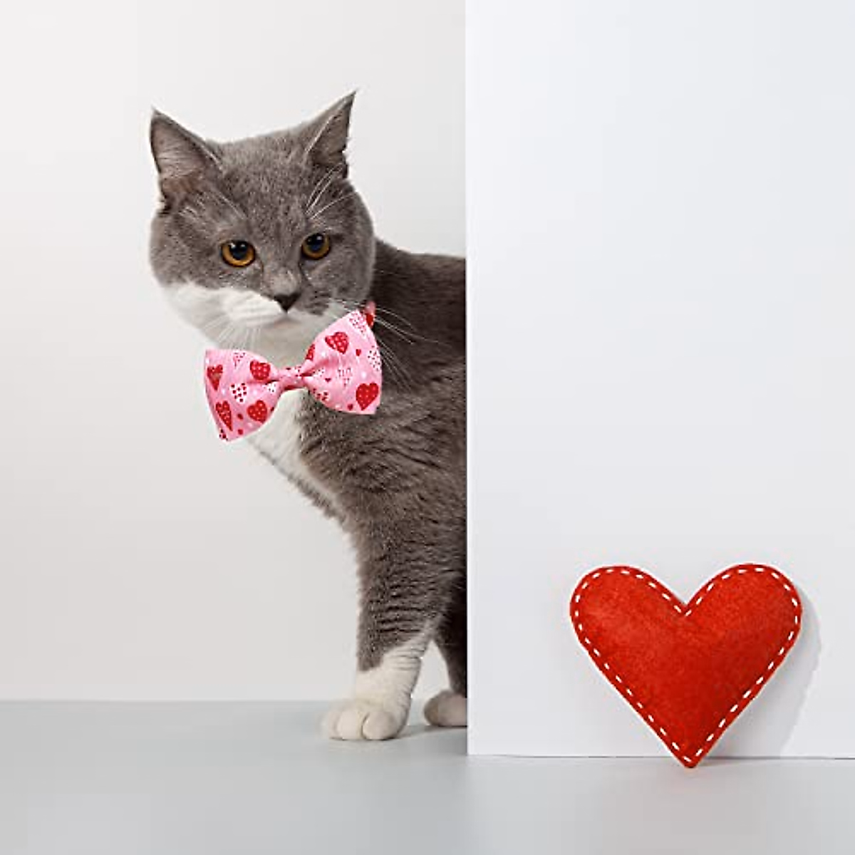 Valentine Bow Tie Cat Collar Set with Bell, Holiday Pink Heart and Heart Balloons Cat Collar for Boys and Girls Kitty Kittens