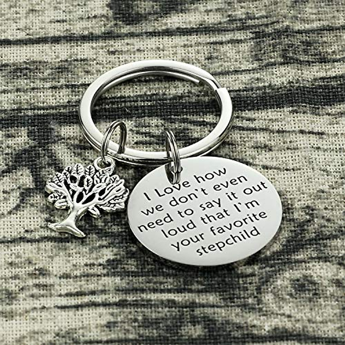 Ahaeth Jewelry Stepmom Gift Keychain Ideas for Women Men Funny Best Stepdad Keychains Gifts Stepmom Keychain