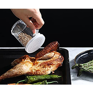New Star Foodservice 22513 Plastic Dredge with 3 Snap-on Lid, Seasoning Sugar Spice Pepper Shaker, 10 OZ