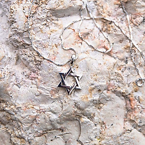 Marina Jewellery Classic Star Of David Real 925 Sterling Silver 18" Chain Necklace with Jewish Pendant Charm Shield of David.