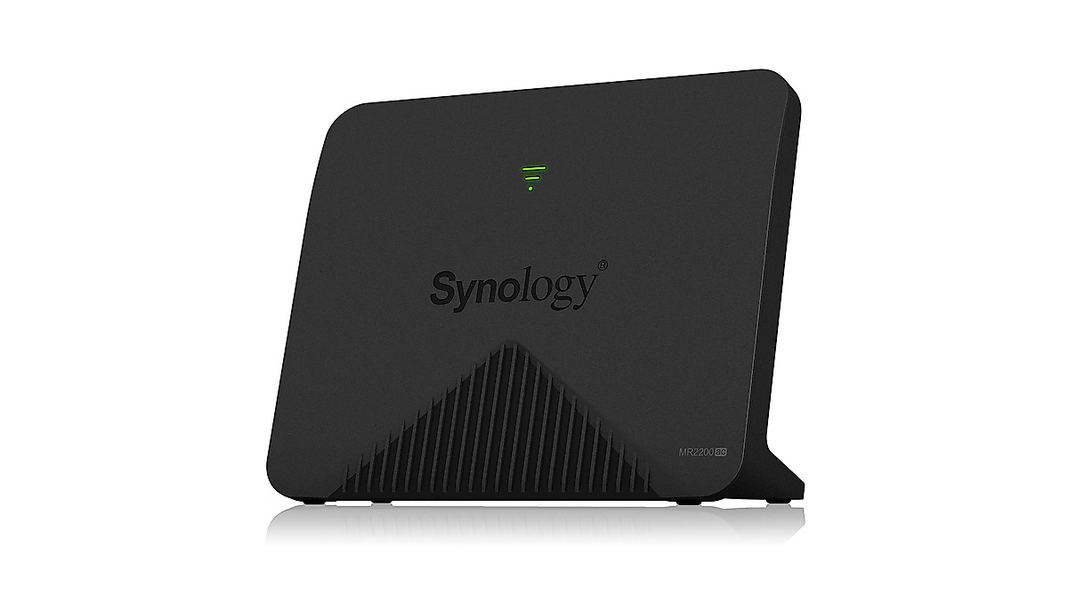 Synology Wi-Fi Router Bundle: RT6600ax & MR2200ac