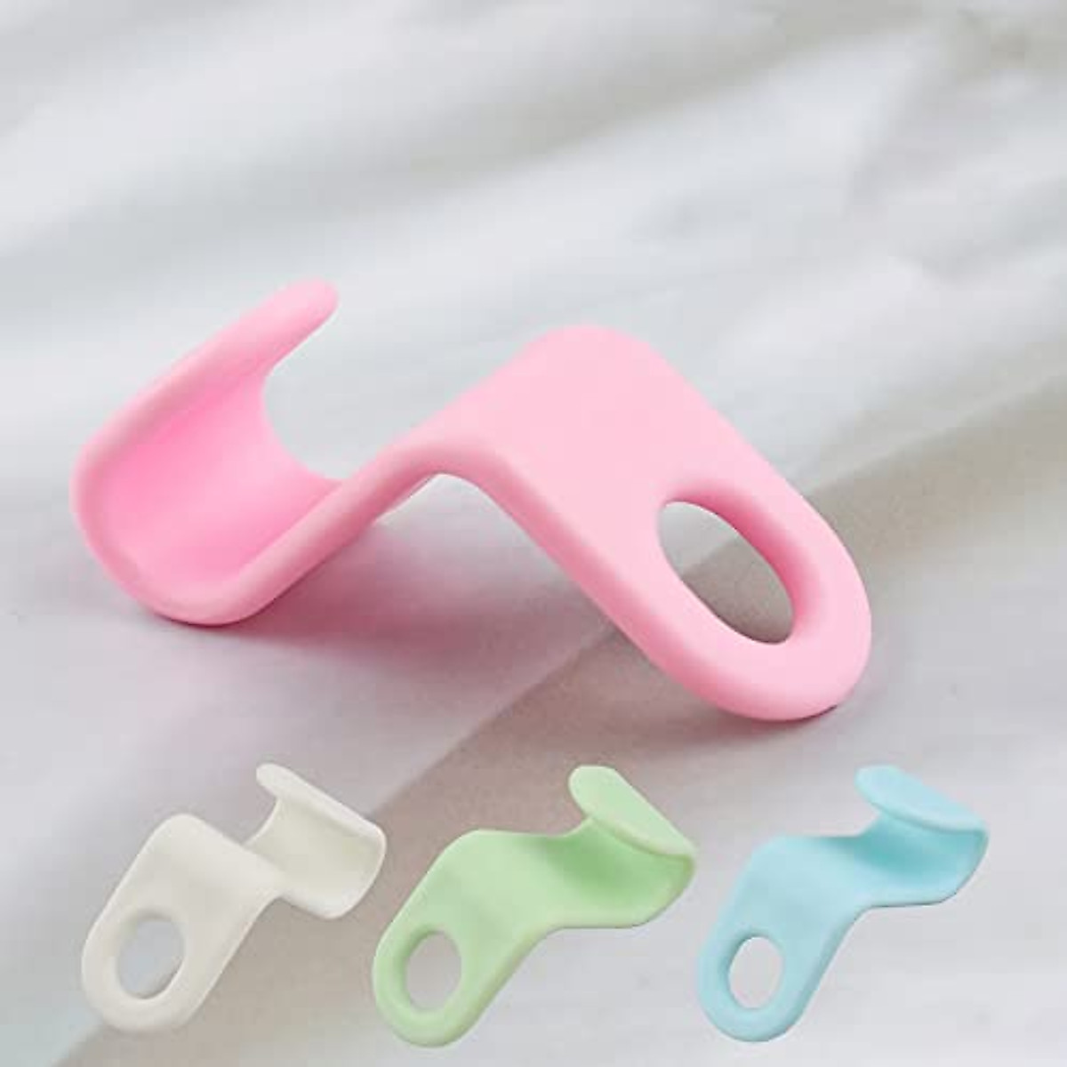 Woonsoon 40 Pcs Clothes Hanger Connector Hooks, Outfit Hangers, Hanger Extender Clips, Cascading Hanger Hooks, Space Saving Wardrobe Clothing Outfit Hangers Hooks for Organizer Closet Cabinet