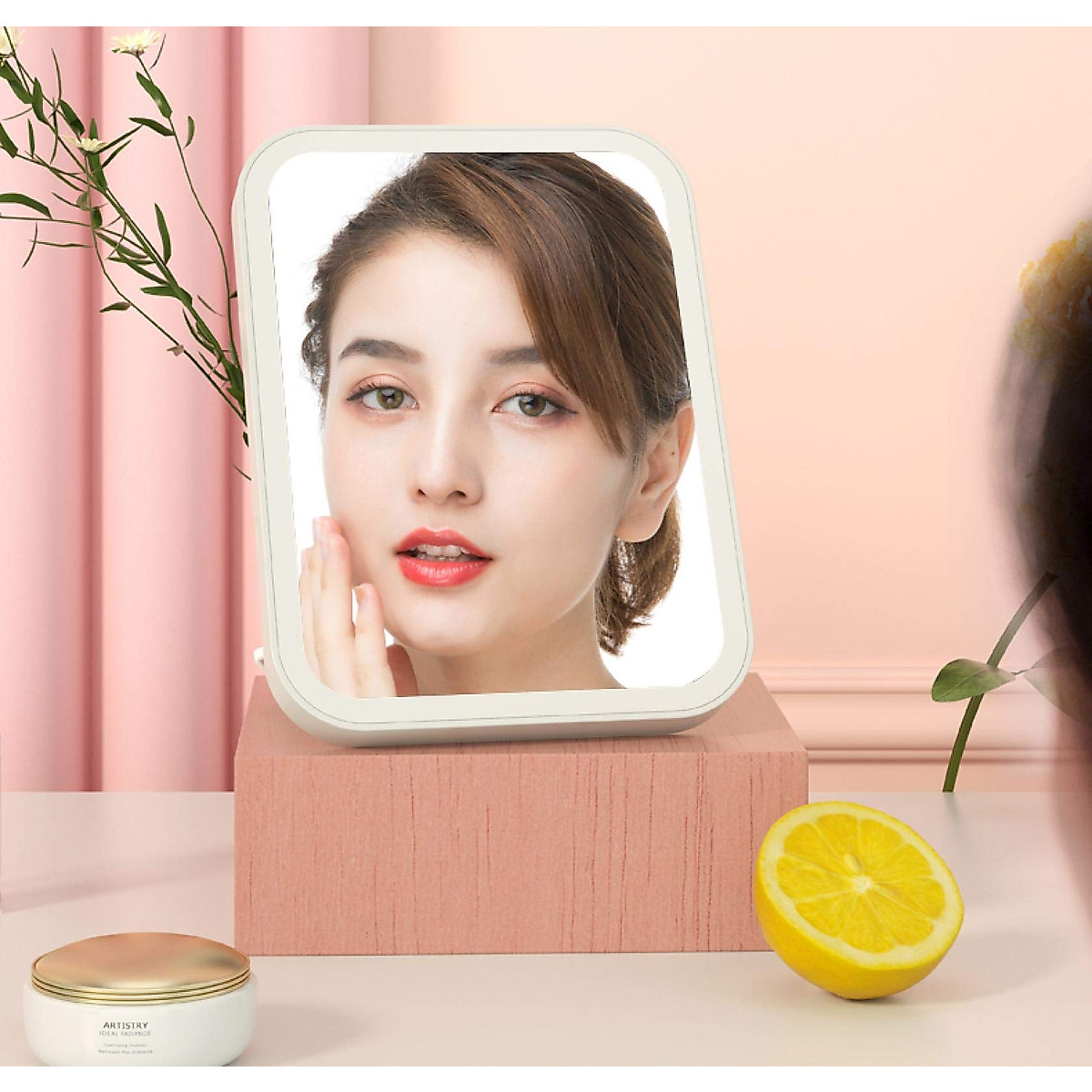 FQYYDD Illuminated Makeup Mirror Led Makeup Mirror Folds Portable Small Mirror