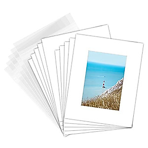Golden State Art Pack of 25 White Pre-Cut 8x10 Picture Mat for 5x7 Photo with White Core Bevel Cut Mattes Sets. Includes 25 High Premier Acid Free Mats & 25 Backing Board & 25 Clear Bags