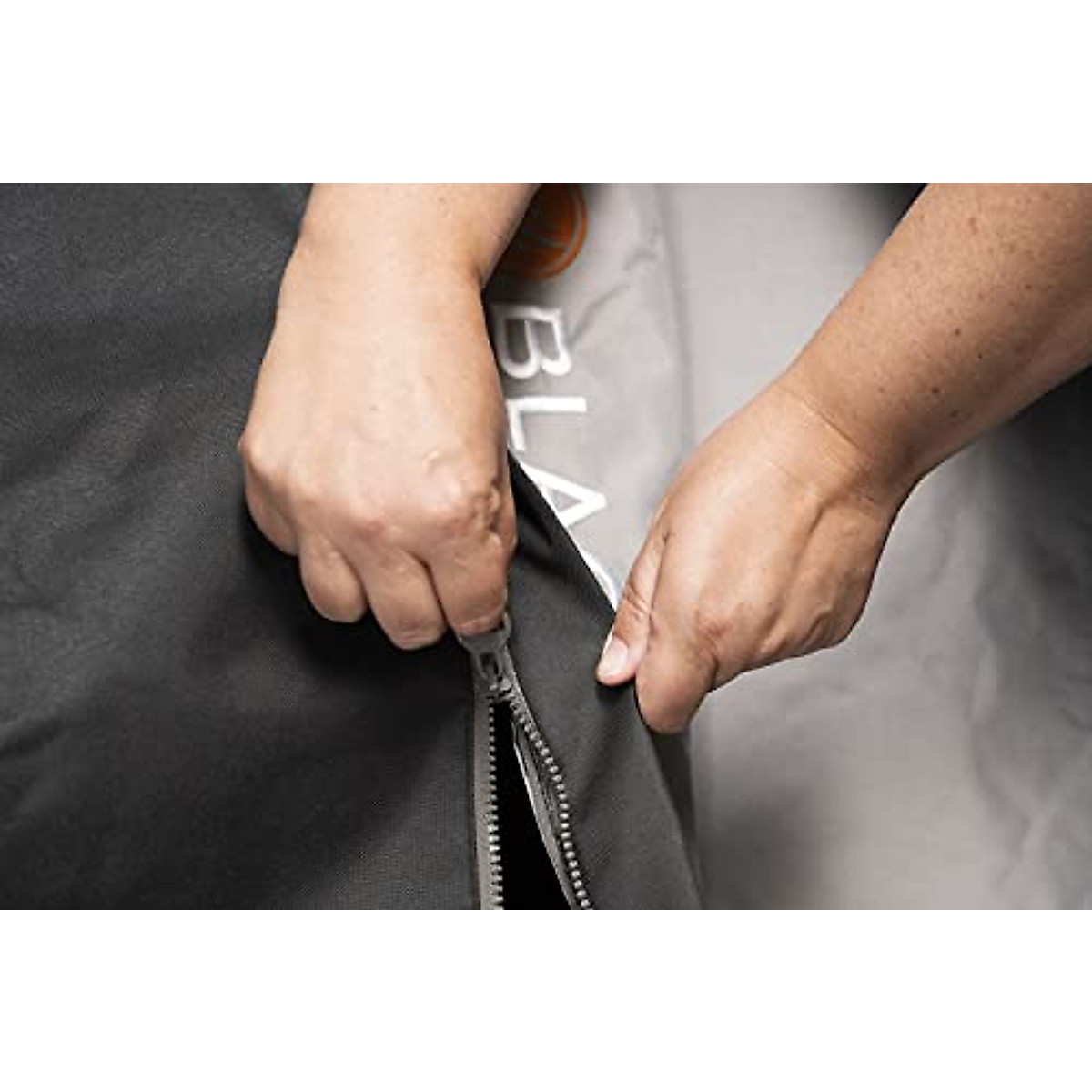 Blackstone 8061605 70 in. x 38 in. Culinary Griddle Cover for Culinary Collection 36 in. Griddle - Black & Gray