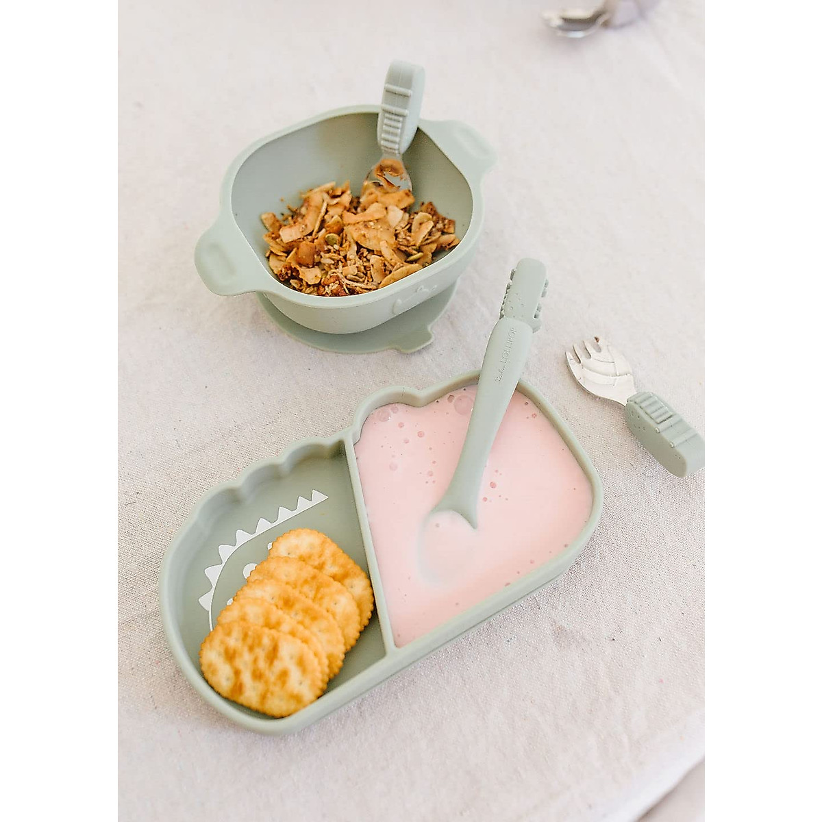 Loulou Lollipop Toddler Silicone Suction Snack Plate, Learning Fork and Spoon Set (Alligator)