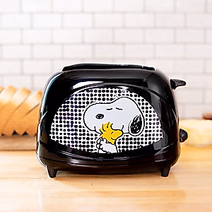Uncanny Brands Peanuts Snoopy Two-Slice Toaster- Toasts Your Favorite Beagle On Your Toast