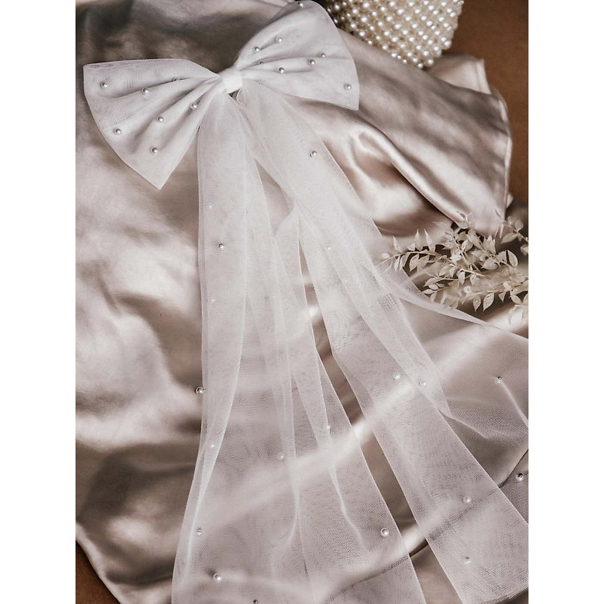 JONKY Wedding Bow-Knot Veil White Pearl Hair Clip Tulle Bridal Short Veils Bachelorette Party Hair Accessories for Women and Girls (Style1)