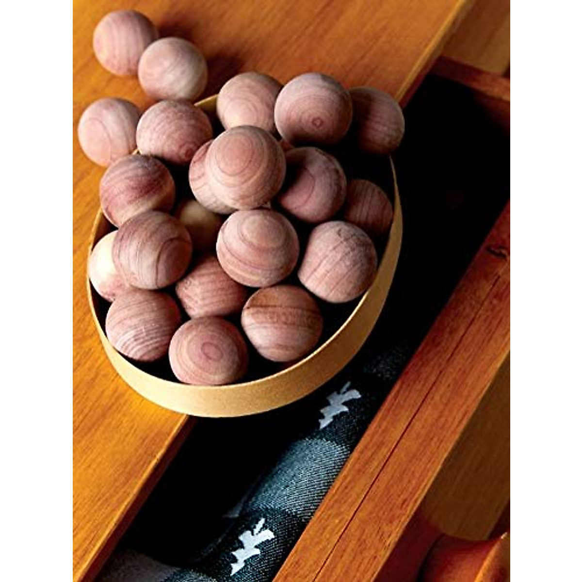 Venxic 100 Pack Aromatic Cedar Balls for Shoes Clothes Storage Fresh
