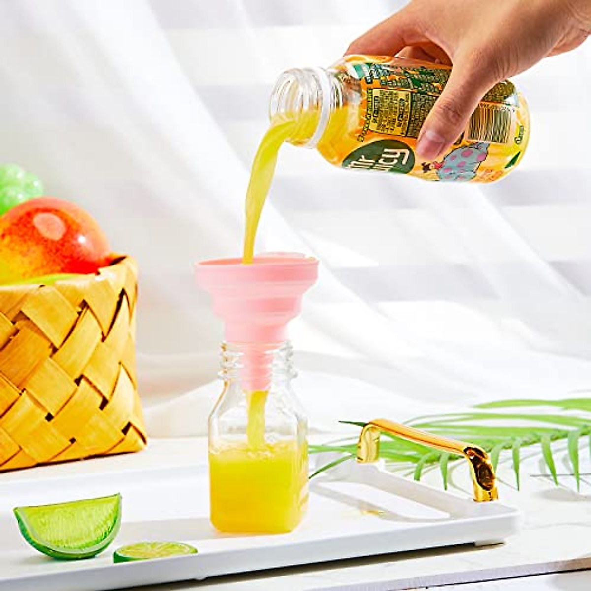 Potchen 100 Pcs 4 oz Empty Plastic Juice Bottles with Caps Mini Clear PET Water Reusable Drink Containers Lids for Juice, Smoothie, Milk, Tea and Homemade Beverages Labels, Funnels Brush