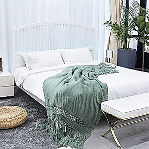MH MYLUNE HOME Green Knitted Throw Blanket with Tassels (47x71 inch) Farmhouse Boho Blanket Handmade for Bed Sofa Couch