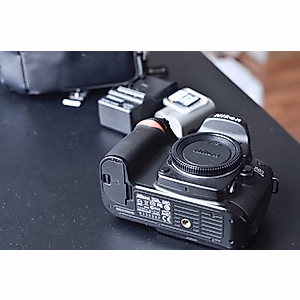 Nikon D80 DSLR Camera (Body only) (OLD MODEL)