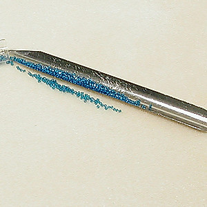 The Beadsmith ScoopEEZ – Scoops Beads with Ease – Curved Metal Tool with Pointed Tip to Pick Up Beads and Guide into Tubes – Great for Cleanup, Storage and Organization