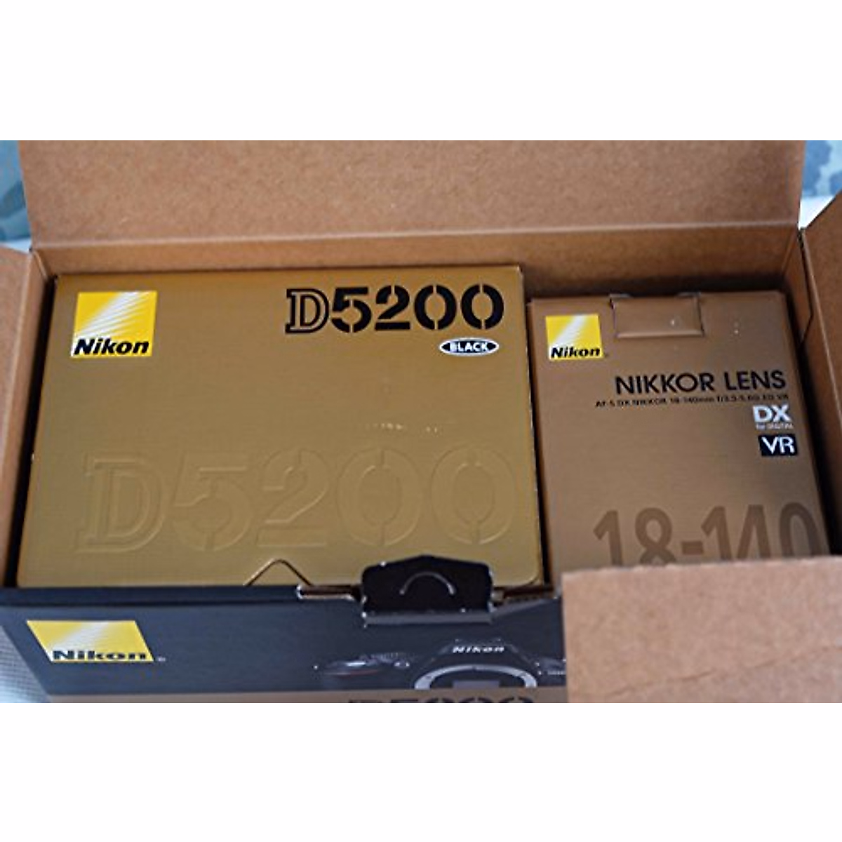 Nikon D5200 24.1 MP DX-Format CMOS Digital SLR Camera with 18-140mm VR NIKKOR Zoom Lens (Discontinued by Manufacturer)