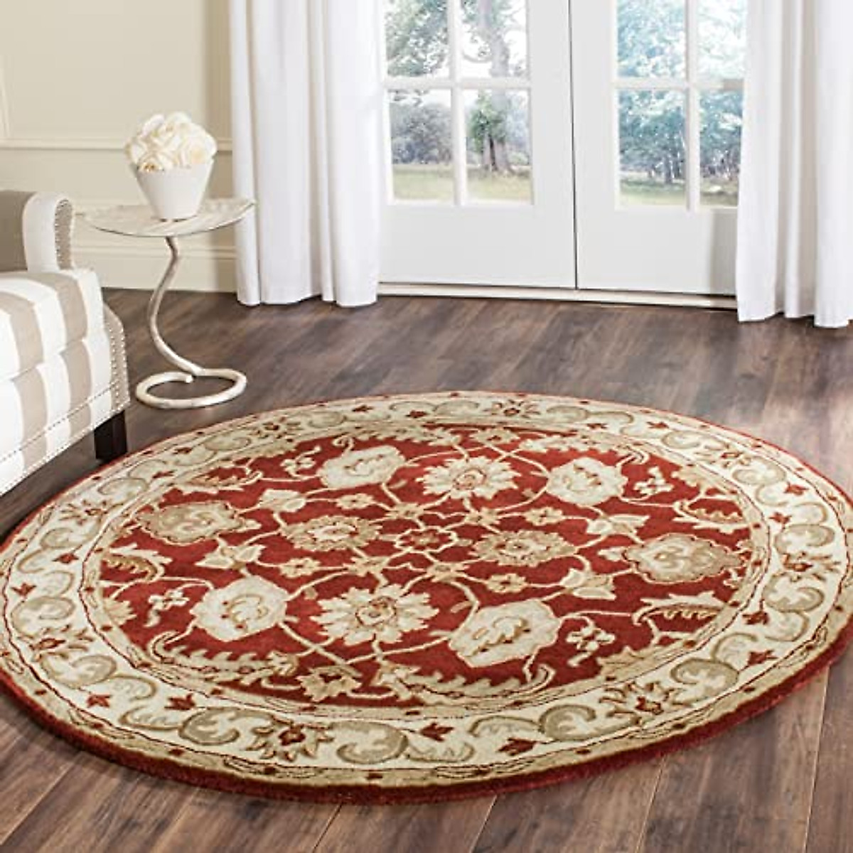 Safavieh Royalty Collection Area Rug - 8' x 10', Red & Ivory, Handmade Traditional Oriental Wool, Ideal for High Traffic Areas in Living Room, Bedroom (ROY244B)