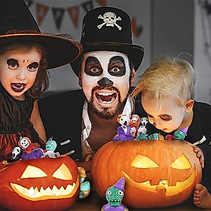 SCIONE 24PCS Halloween Rubber Duck Party Favors, Assorted Ducks Toys for Kids Trick or Treat Supplies, Goodie Bag Fillers, Prizes for Kids Baby Shower Bathtub Toys