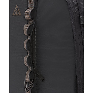 Nike ACG Karst Backpack 29 L (Black/Dark Smoke Grey/Ironstone, One Size)