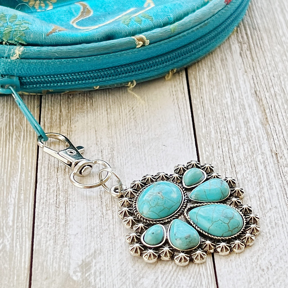 Silver Boho Western Medallion Turquoise Zipper Pull for Backpacks, Cute Purse Charms, Unique Custom Handbag Jewelry, Personalized Zipper Charms, Camera Bag Charms, Cool Key Chain Charm