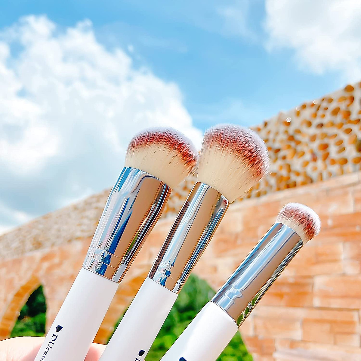 DUcare Makeup Brushes 3Pcs Foundation Contour Brush& Concealer Brush& Blusher Brush Face Kabuki Blush Bronzer Travel Buffing Stippling Contour Liquid Blending Makeup brush set White