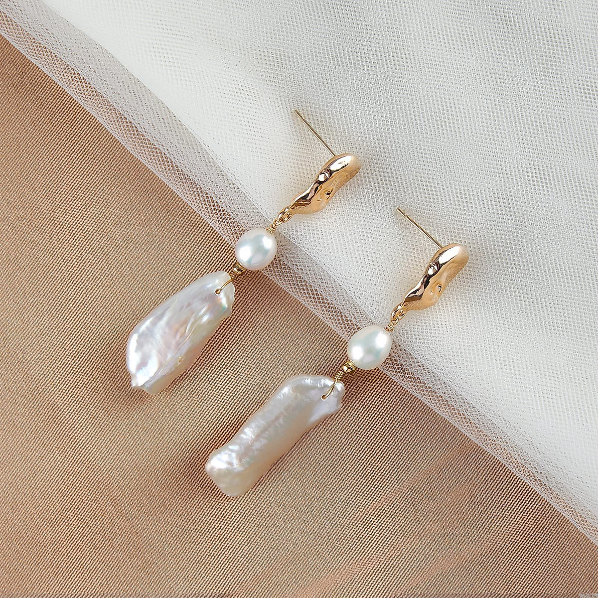 Baroque Keshi Pearls Stud Earring Natural Freshwater Pearls Dangle Earrings Gold Pearl Drop Earrings Jewelry S925 with 14K Gold Plated Modern Eardrop for Women