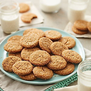 Wilton Perfect Results Cooling Rack and Cupcake Pan Bundle