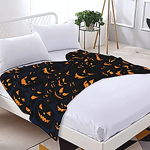 Halloween Pumpkin Ultra-Soft Micro Fleece Blanket Durable Keeps Warm The Office Blanket for All Seasons and Scene 60x50 Inch