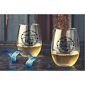 Vivid Ventures Best Friend Wine Glass With Friendship Saying Side By Side Or Miles Apart Best Friend For Women, Sister, Mom, Grandma, Nana, Her