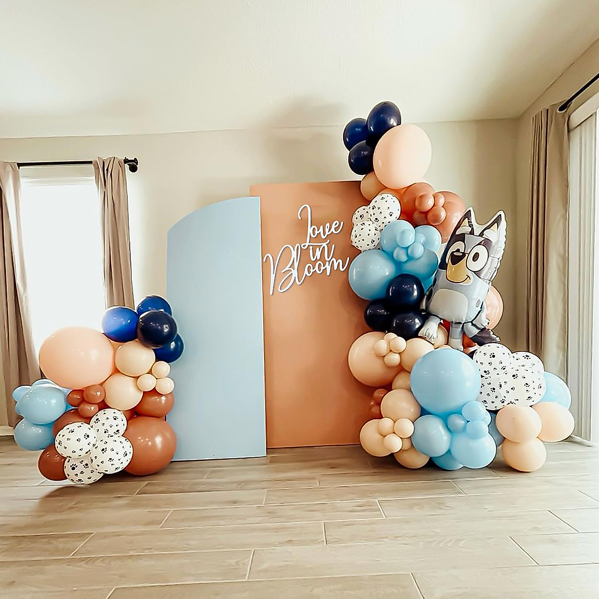 Mirooyu Wooden Love In Bloom Sign, White Bridal Shower Decorations Sign for Engagement,Bridal Shower Backdrop, Wedding Shower Decor,Engagement Party Favors