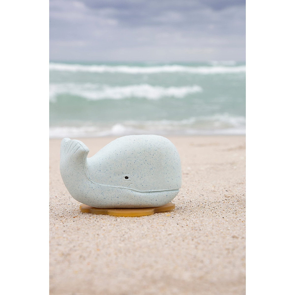 HEVEA Squeeze'n'Splash Whale Bath Toy - Bath Toy for Babies and Toddlers - 100% Natural Rubber, Plant Based, Plastic-Free, BPA-Free