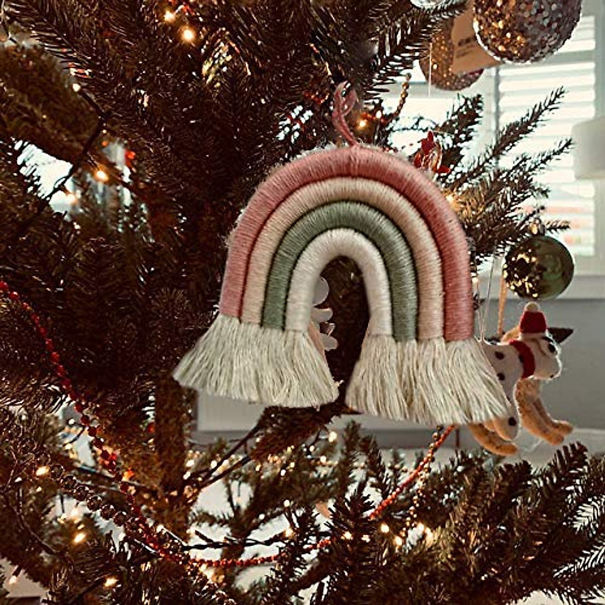 YMVV Rainbow Macrame,Woven Boho Rainbow Wall Hanging with Tassels,Cute Wall Decor for Nursery,Suitable for Festival Ornaments Baby Shower Wedding Pink Rainbow Decor(5.5 x 0.5 x 5)