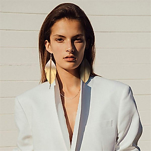 Chic handmade eye catching brilliant shine light weight boho nature feather earrings for women (White)